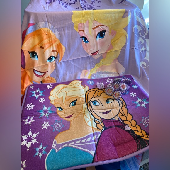Bath, Skin & Hair | Disney Frozen Anna Elsa Bathroom Set | Poshmark